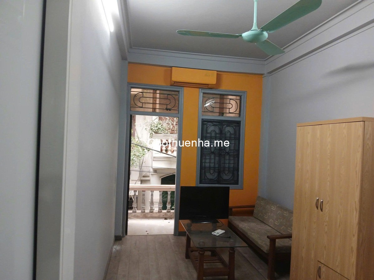 Cho thuê nhà nguyên căn ngõ Phan Đình Giót 45m² x 3 tầng, 2 ngủ, 2 vệ ...